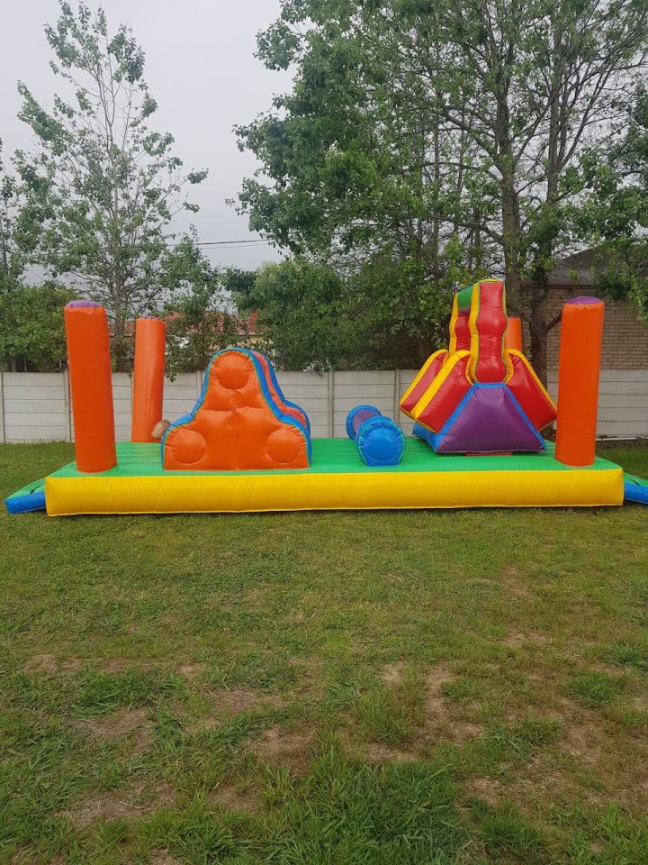 Gladiator Castle – Coastal Jumping Castles